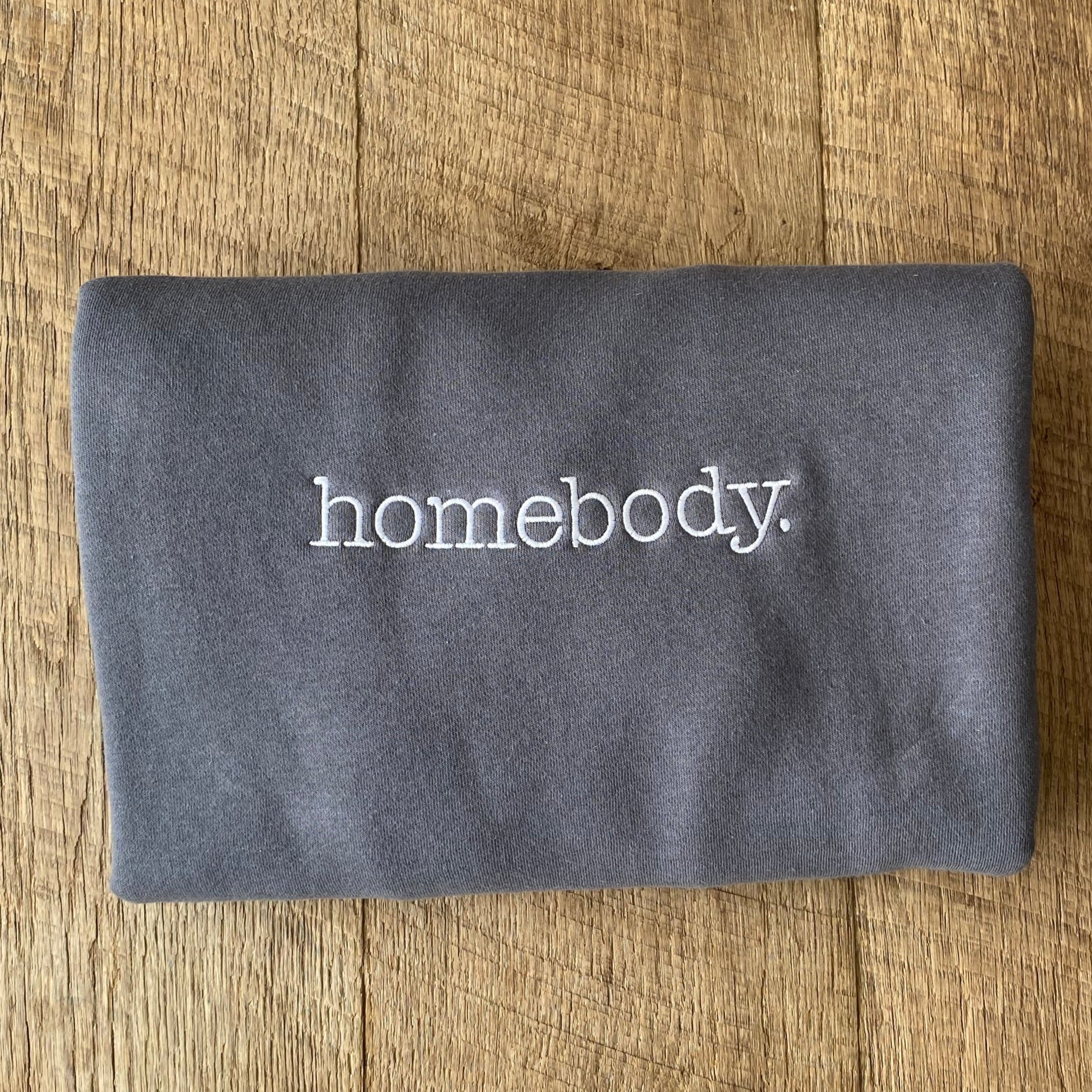 Homebody Crew – Petals & Thread